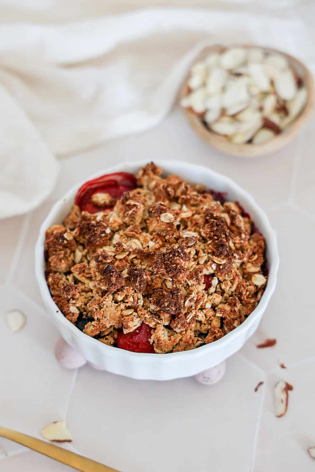 Breakfast Crumble - danishealthyeats.com