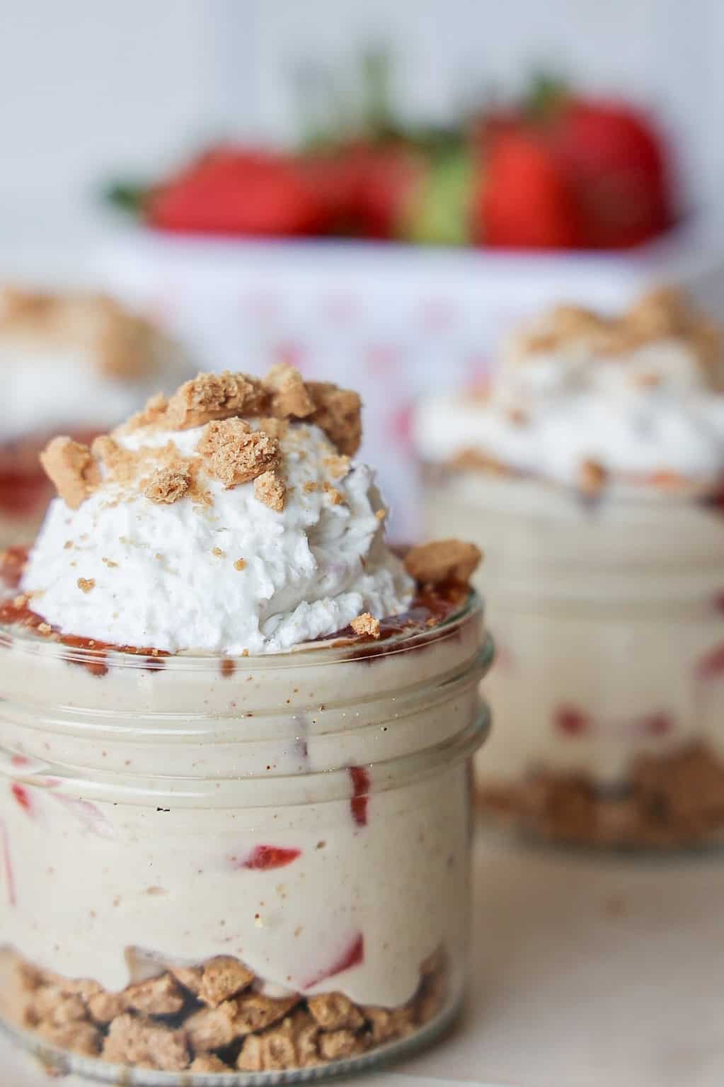 No bake Strawberry Cheesecake Parfaits (healthy) - danishealthyeats.com