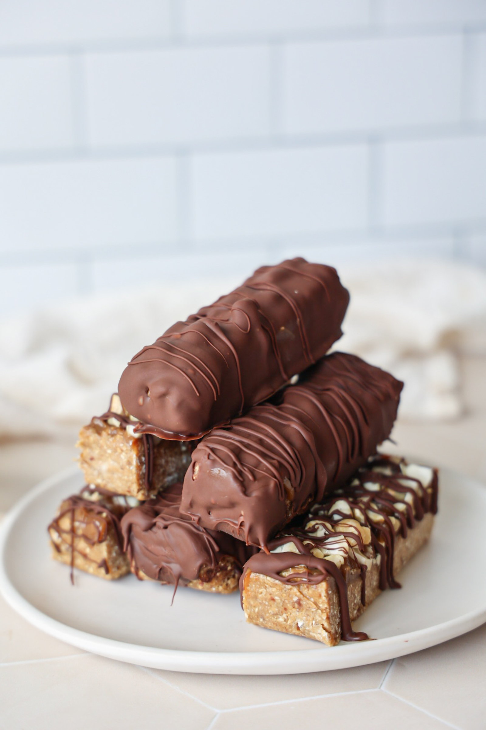 Healthier Vegan Chocolate Candy bars - danishealthyeats.com
