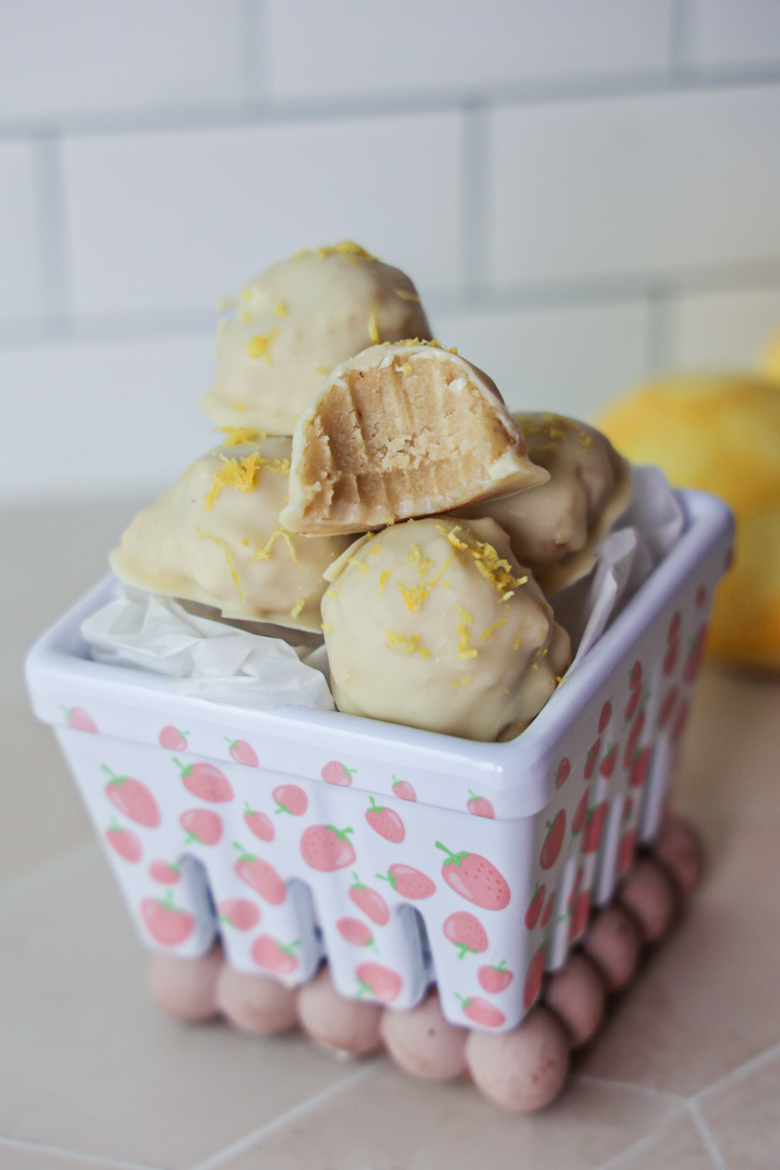 Lemon truffles - danishealthyeats.com