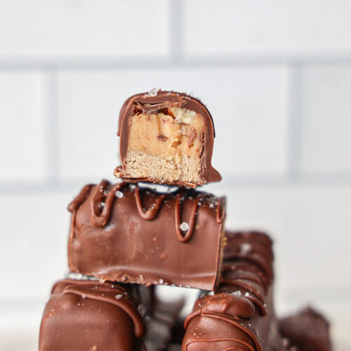 Healthy Pecan snickers (high protein, no bake) - danishealthyeats.com