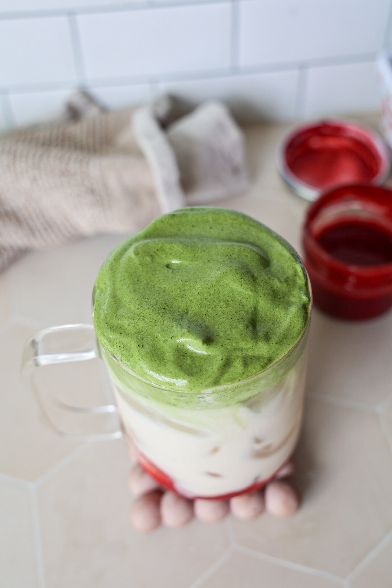 Strawberry dalgona matcha latte - danishealthyeats.com