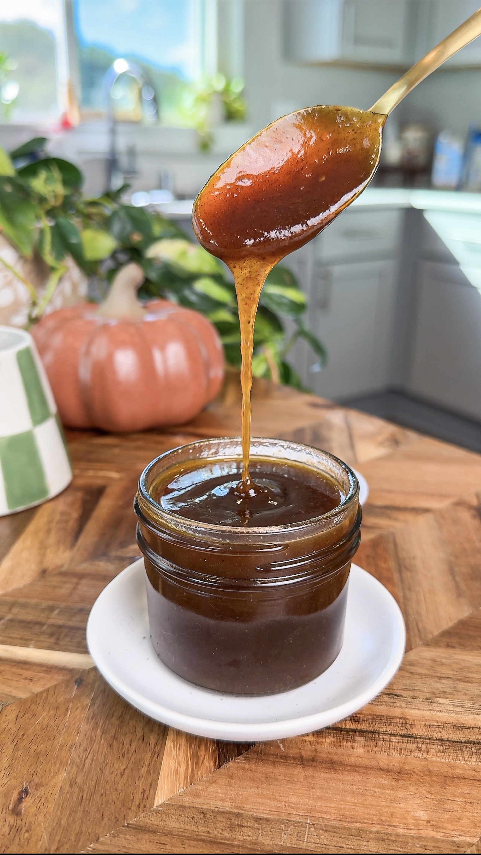 Pumpkin spice Infused maple syrup rEcipe - danishealthyeats.com