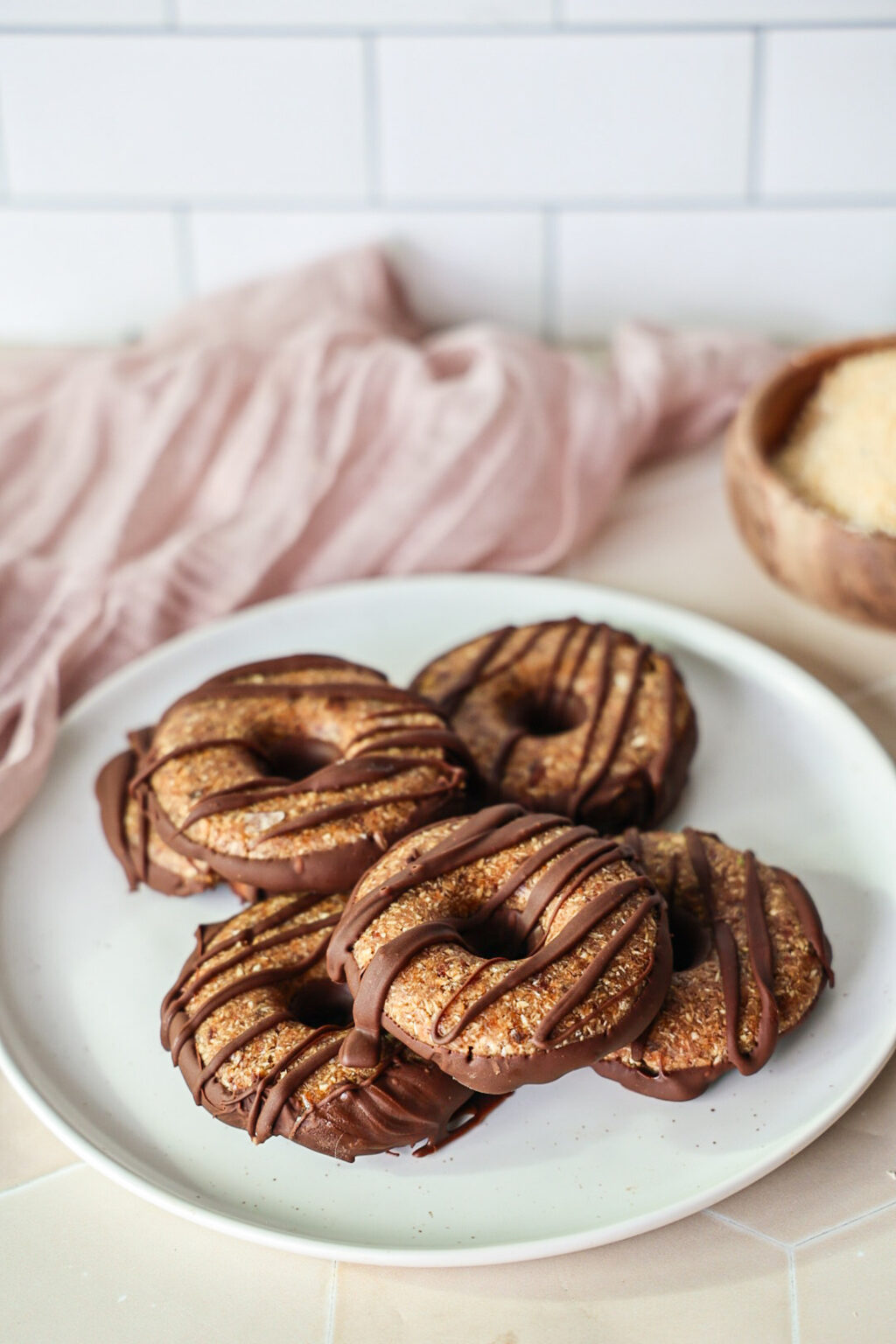 Healthy no-bake samoa cookies - danishealthyeats.com