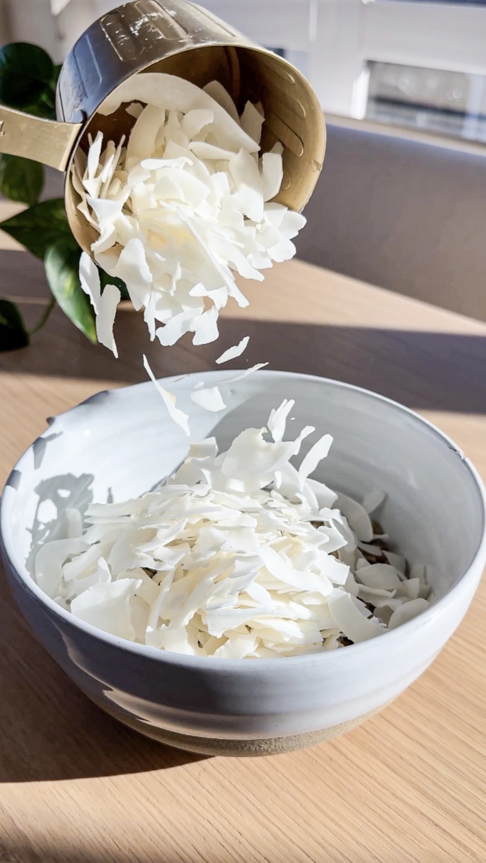Healthy coconut clusters - danishealthyeats.com