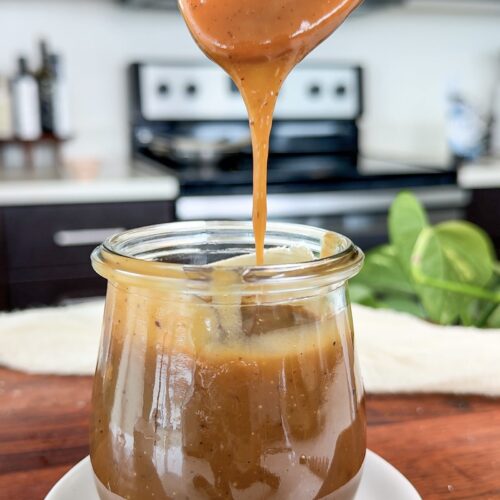 Healthy Salted Caramel sauce (homemade caramel macchiato ...